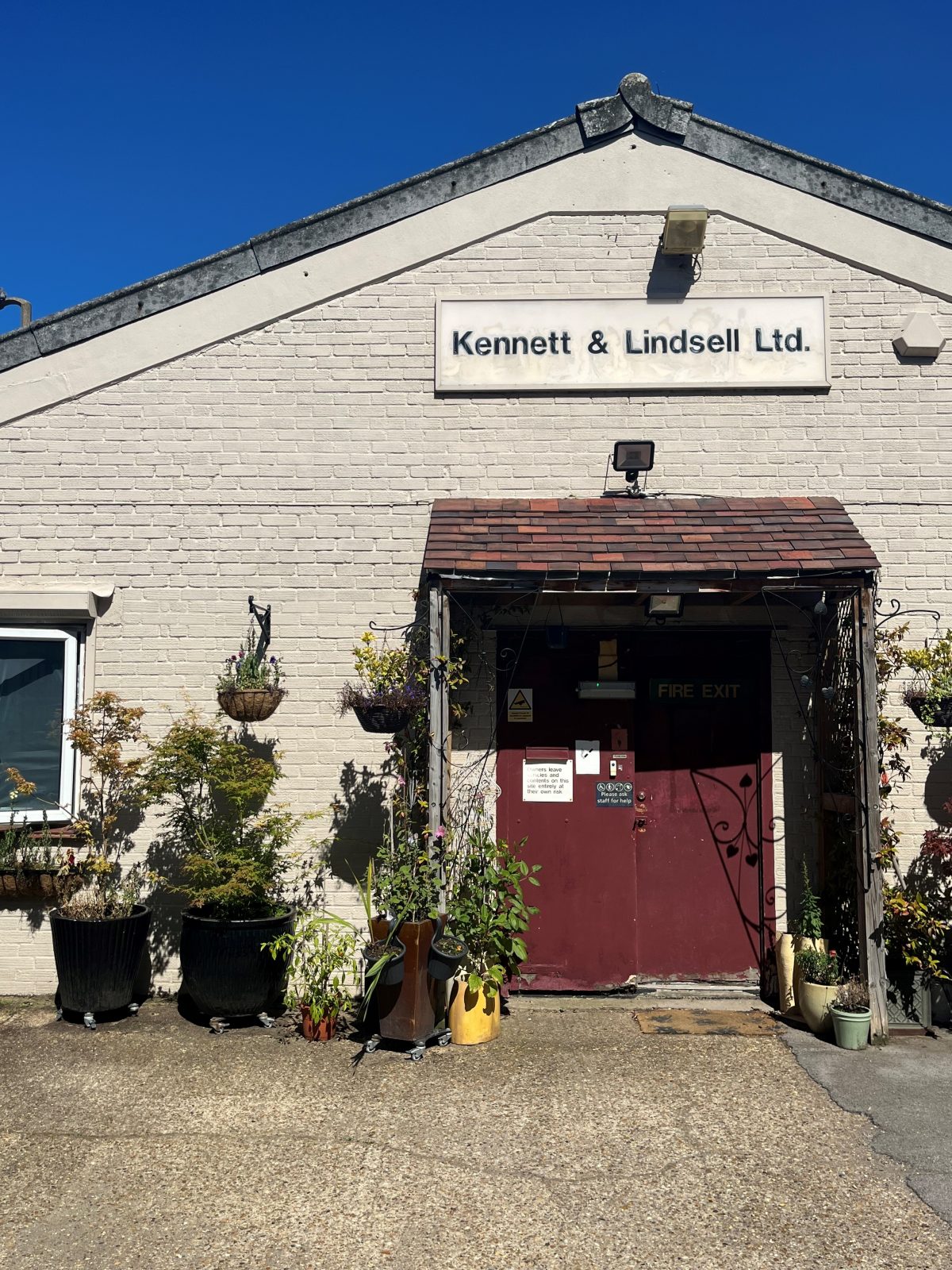 Kennett & Lindsell Ltd - About Us