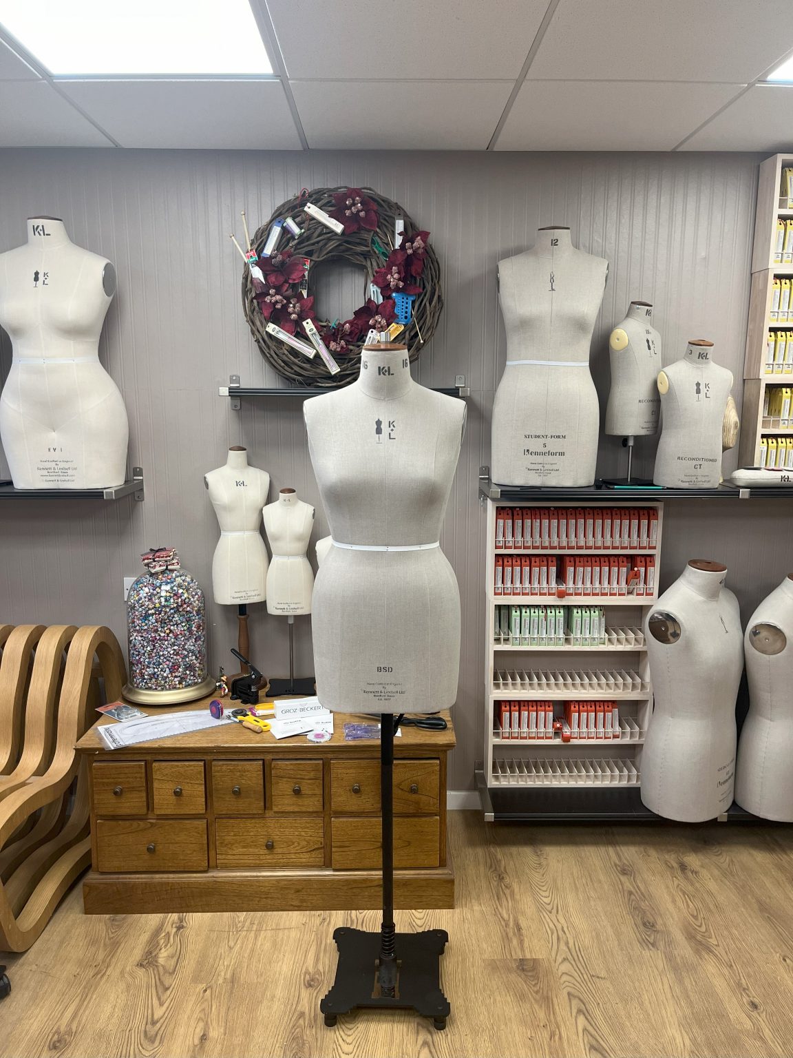 BSD Female Torso Model Size 16 With Fixed Shoulders - Kennett ...