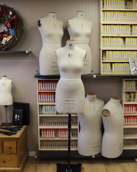 Reconditioned Concept 1999 Female Torso Model Size 12 With Collapsible ...